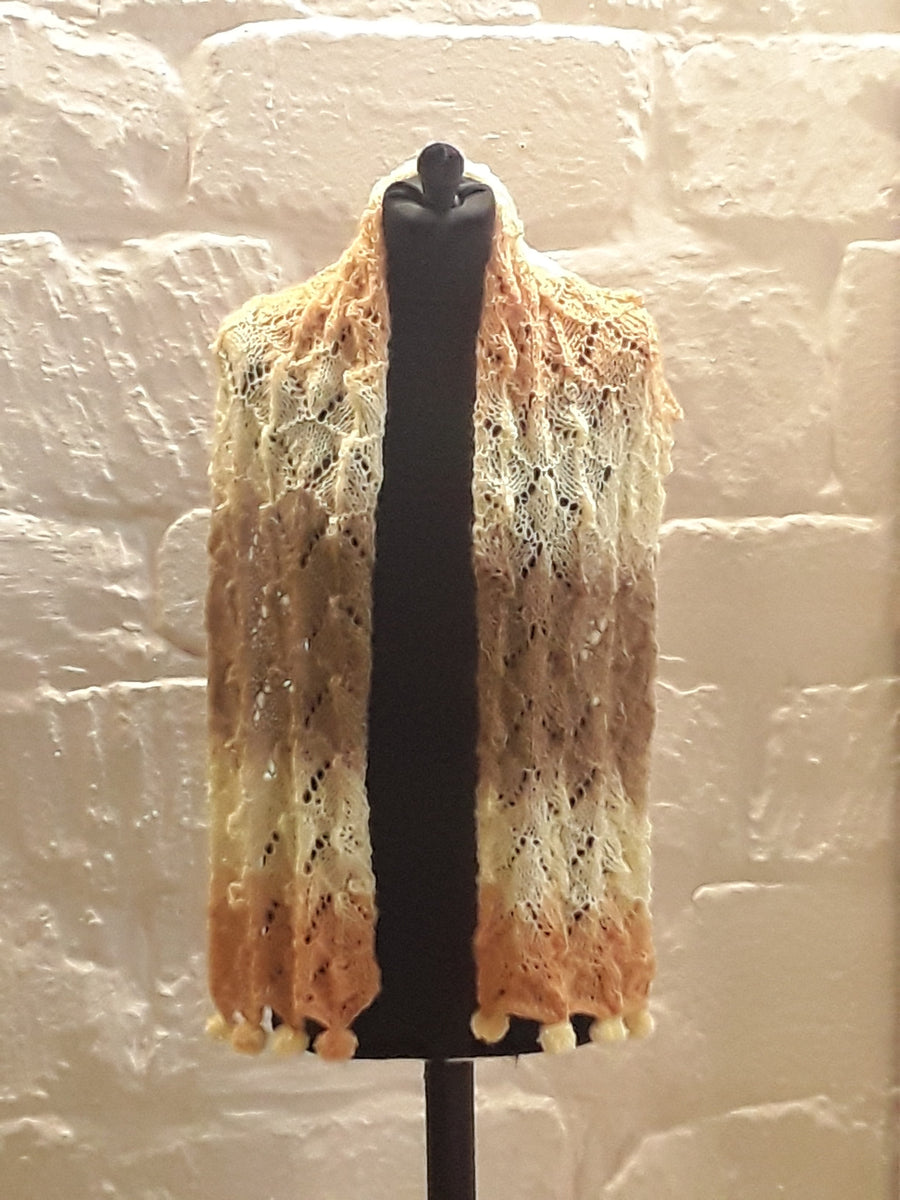 "Clarissa" - lace knitting pattern by Vixter Woolista